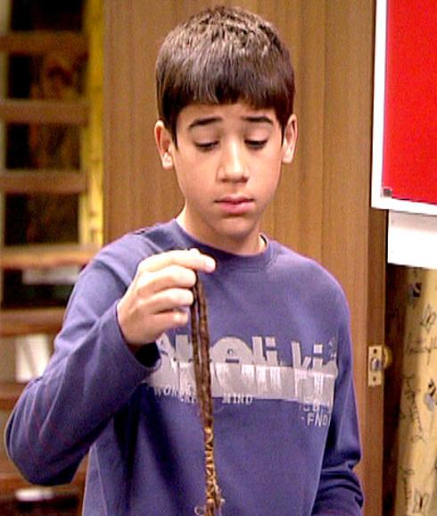 ¿Qué fue de Curro, el más pequeño de 'Los Serrano'? | El Diario Vasco